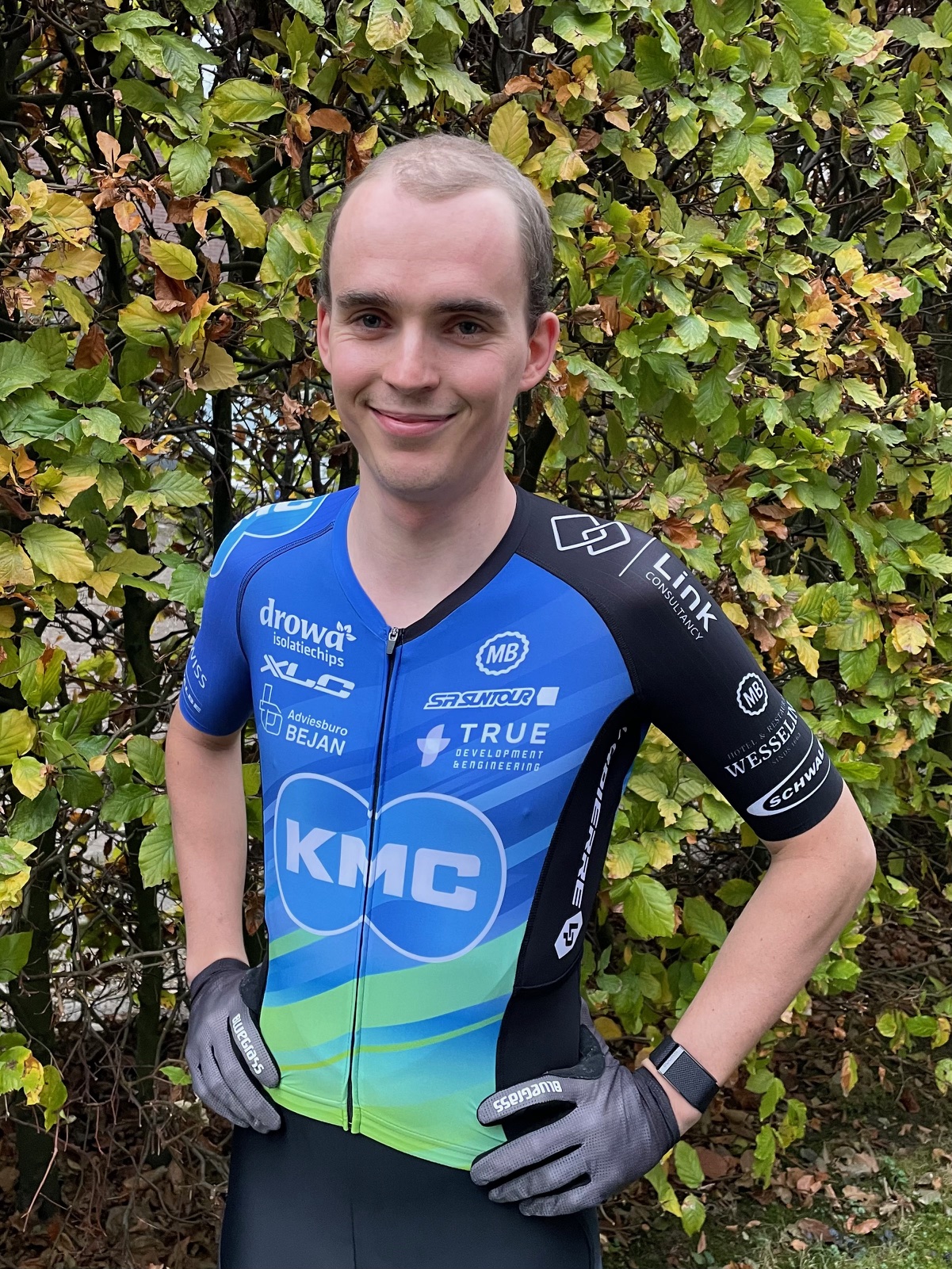 Paul Häuser to the KMC mountainbiketeam - Mountainbiketeam.com